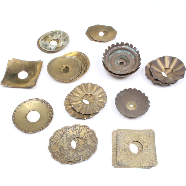 23x Old Various Ironmongery Brass Plates – OldTools.co.uk