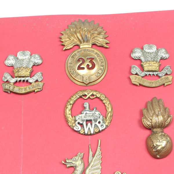 Old Welsh Military Cap Badges – OldTools.co.uk