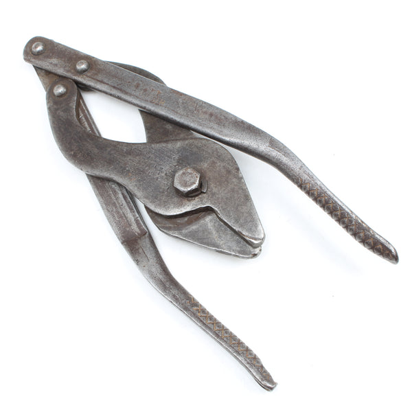 Old Folding Trench Barbed Wire Cutters C.1944 – OldTools.co.uk