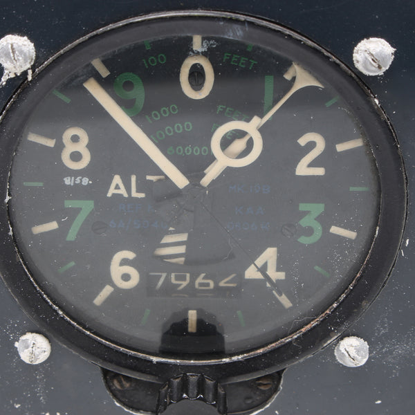 Old Hawker Hunter Fighter Jet Altimeter – OldTools.co.uk
