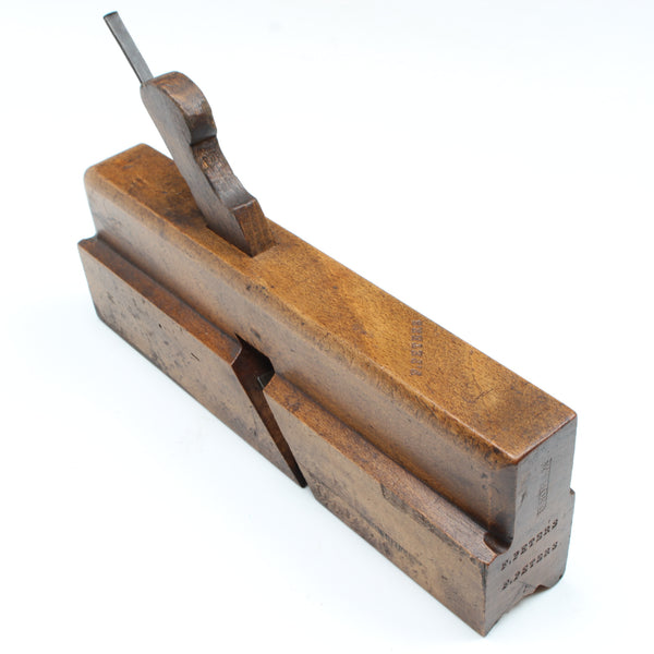 Wm Moss Wooden Ovolo Plane (Beech) – OldTools.co.uk