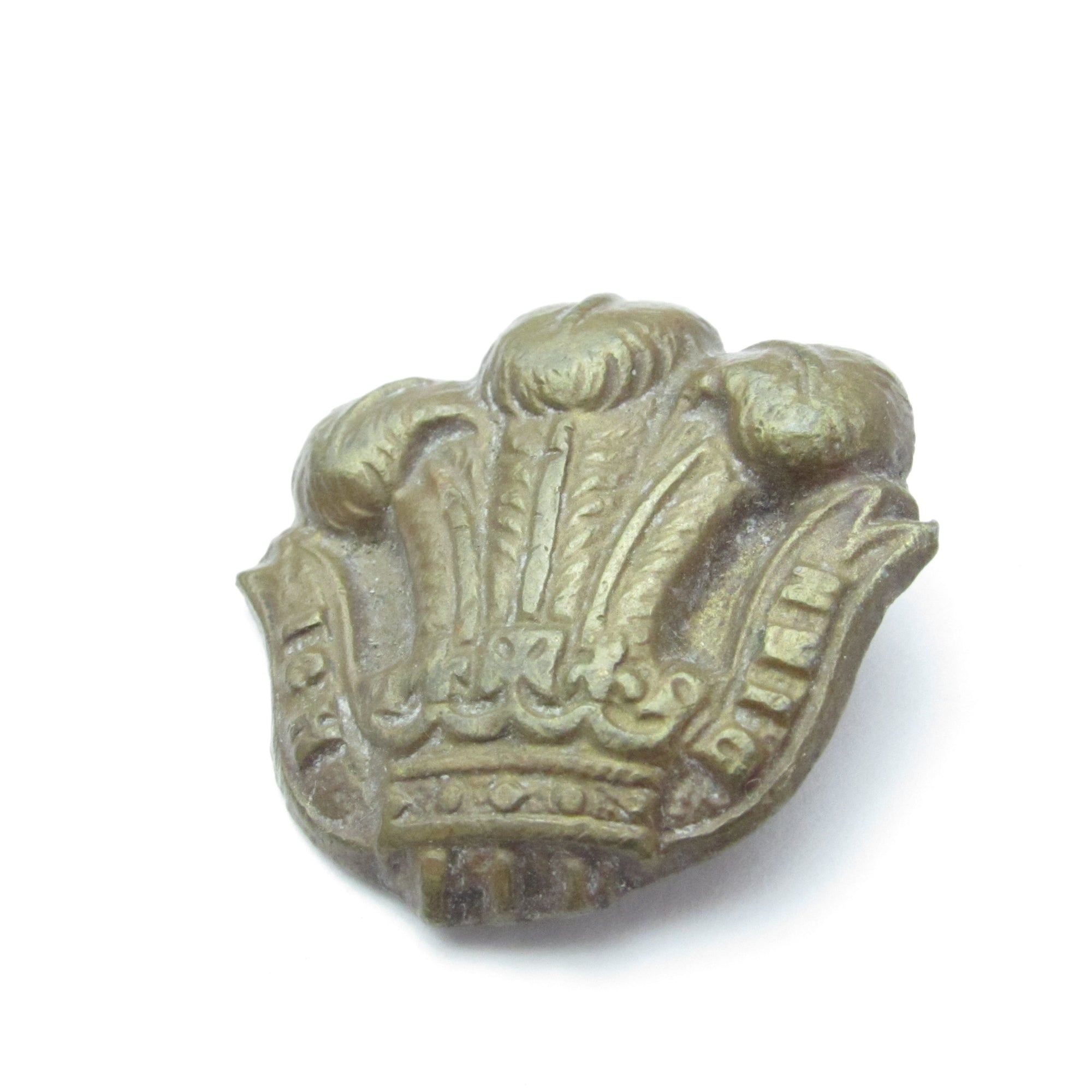Old Ich Dien Military Badge – OldTools.co.uk