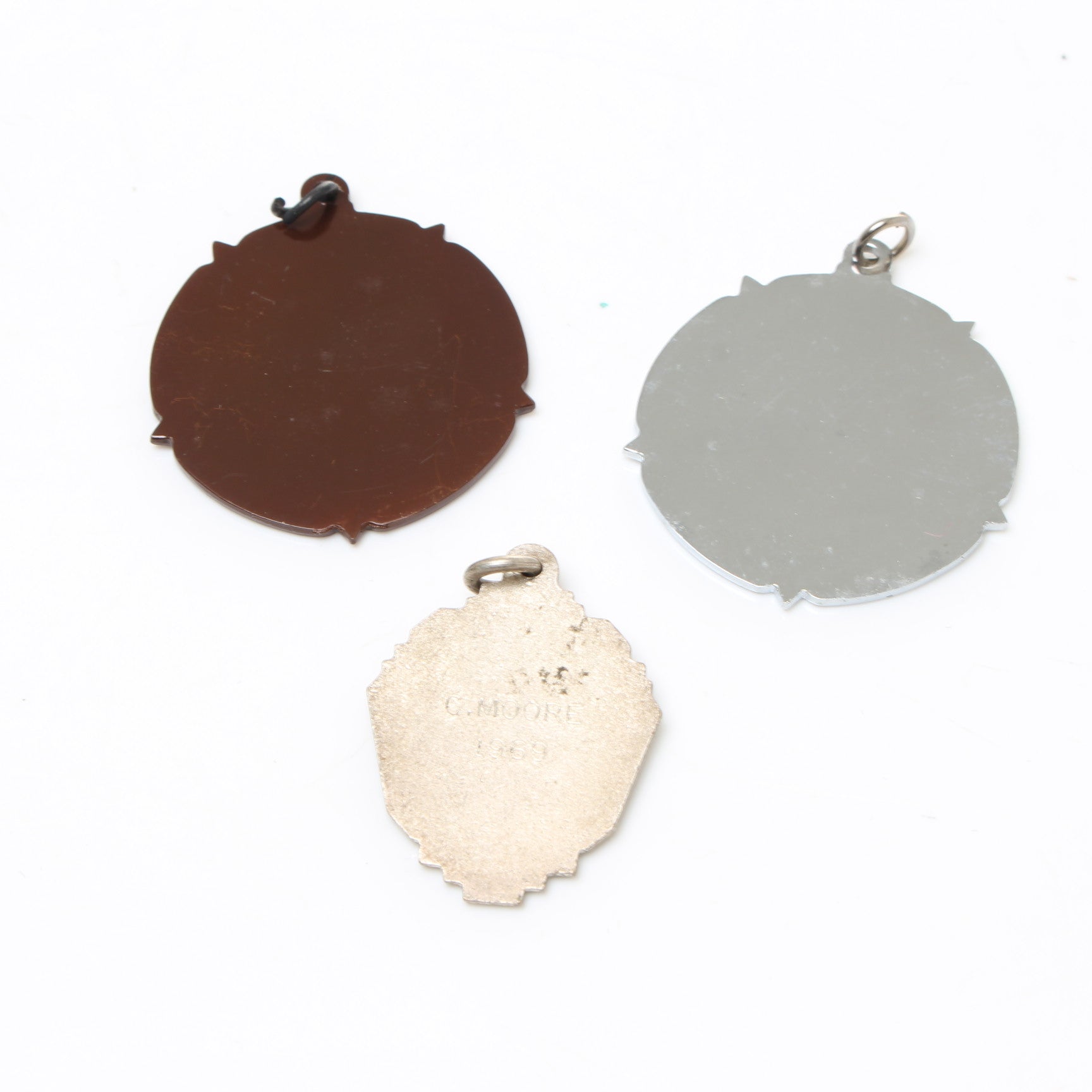 3x Old Dancing Badges – OldTools.co.uk