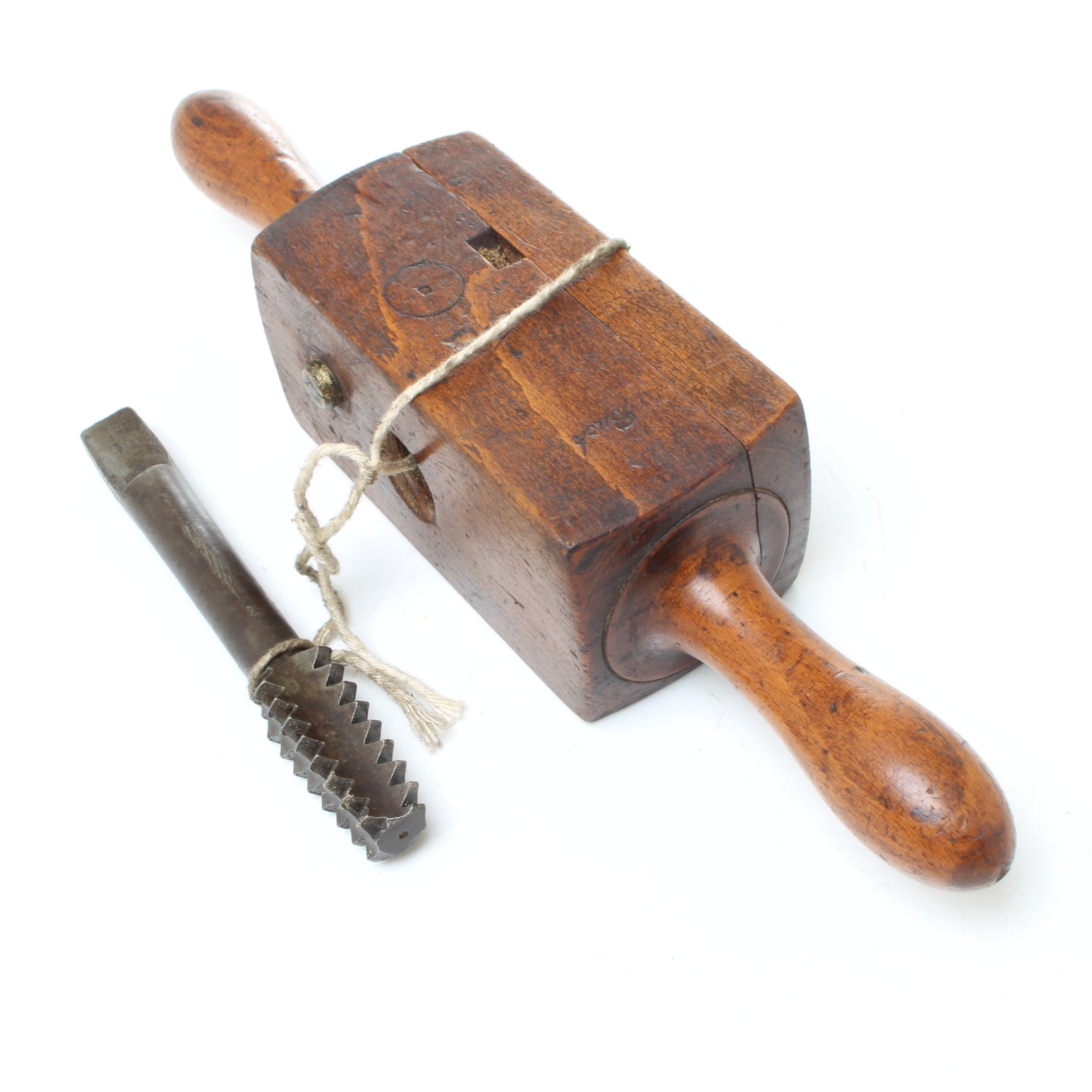 SOLD - Buck Screwbox and Tap – 7/8” (Beech) – OldTools.co.uk