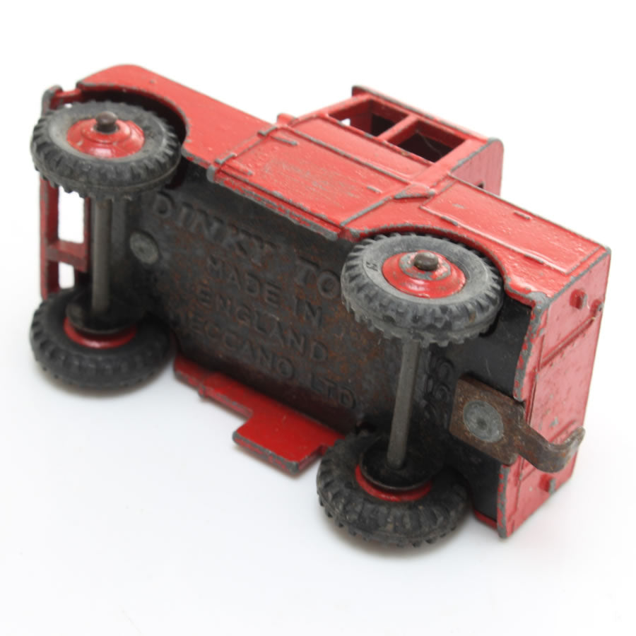 Dinky No.255 Land Rover – OldTools.co.uk
