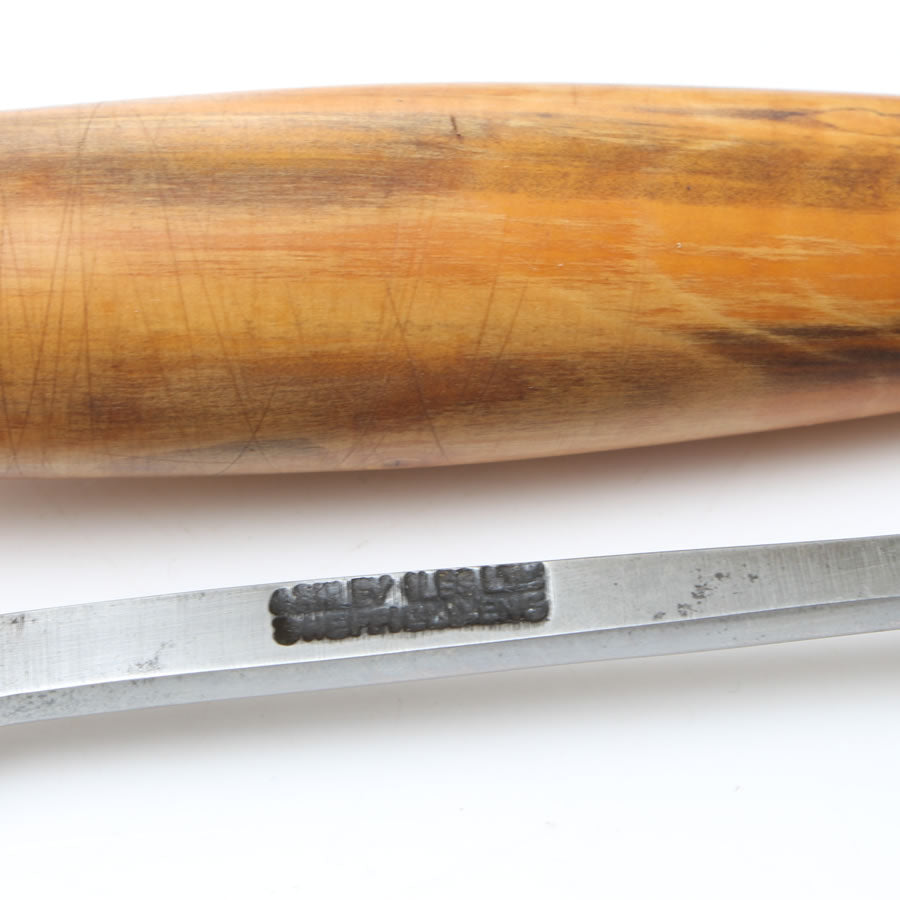 SOLD - 9 Ashley Iles Carving Tools – Boxwood – OldTools.co.uk